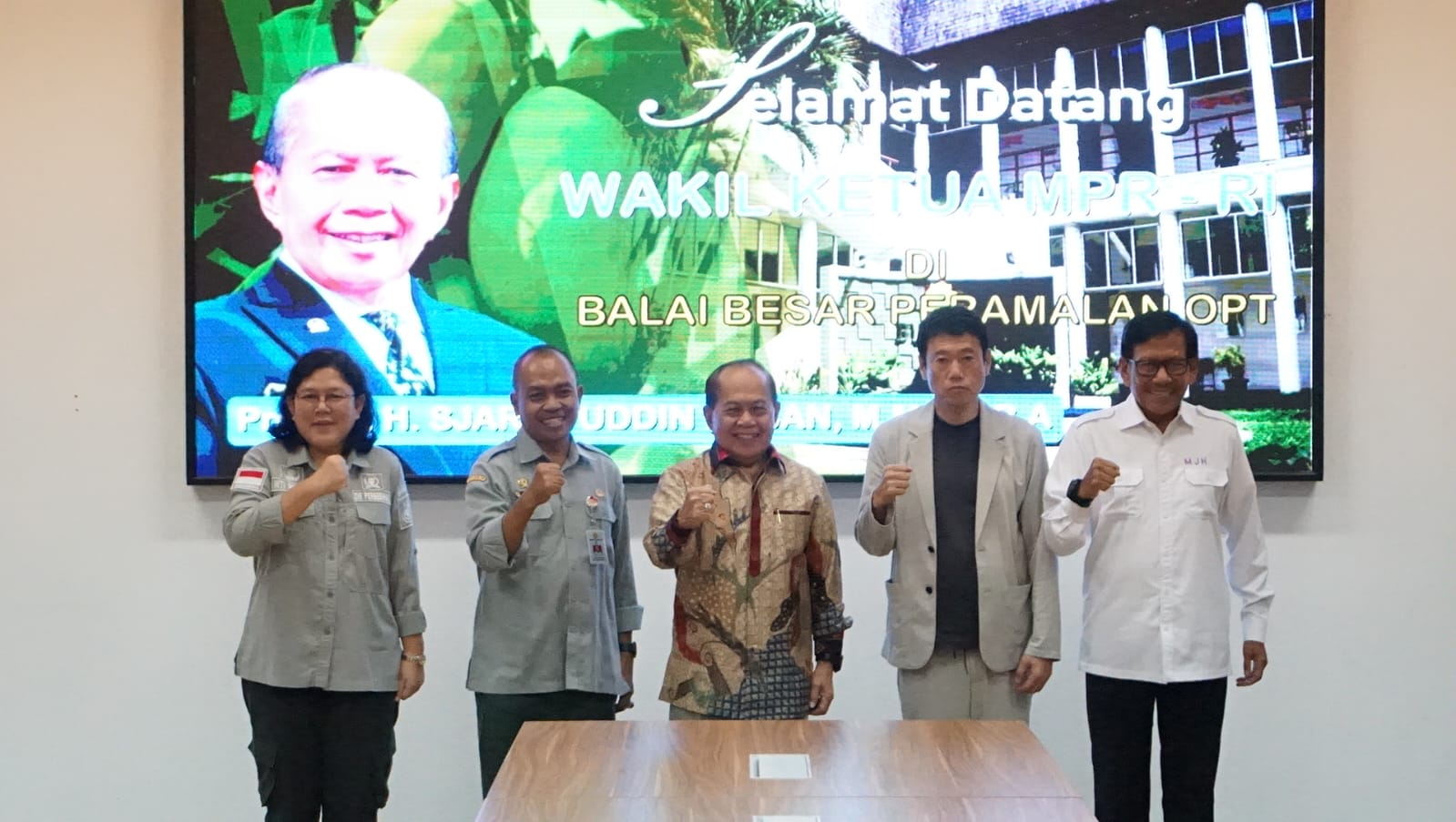 Kunjungi BBPOPT Kementan, Wakil Ketua MPR Dorong Akselerasi Ekspor ...